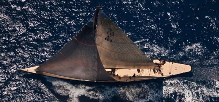 Video Fundstück: Impressionen von der F-Class Superyacht “Firefly ...