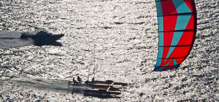 K2 Kite Foiler Video: Lösung für die Schifffahrt? Drachen beschleunigt ...