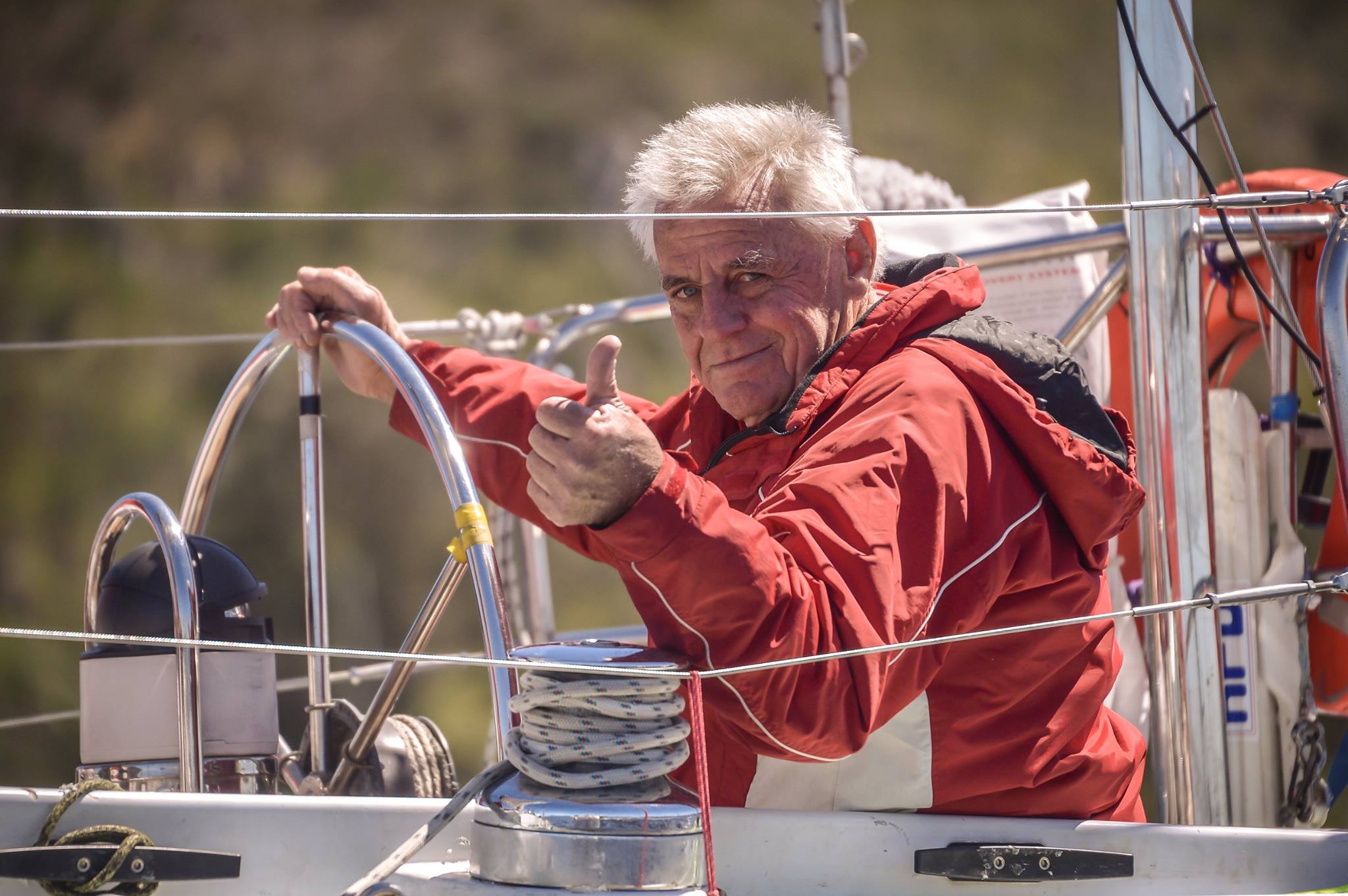 Jon Sanders (77) beendet zehnte Weltumseglung | SegelReporter