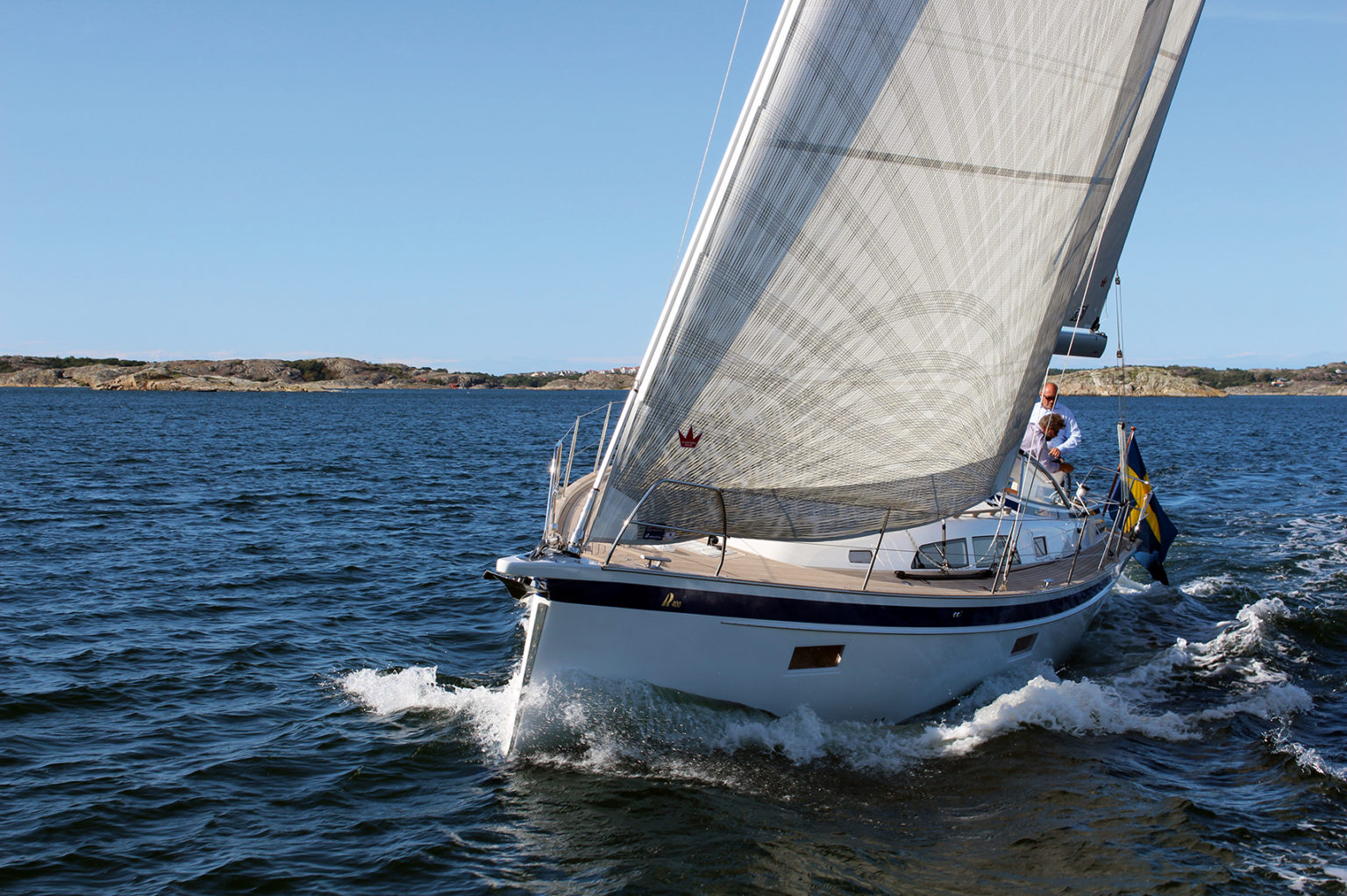 Hallberg-Rassy 400 im SR-Test: Bewährte Rumpfform, neues Deckslayout ...
