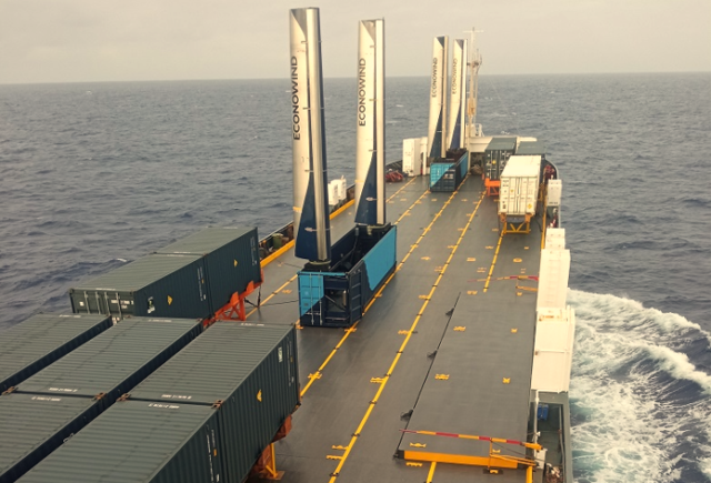 Flügelsegel in der Seefahrt: Container-System als Nachrüstmodul für ...